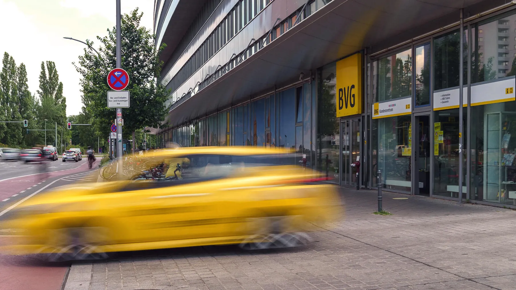 Buy tickets at our sales outlets | BVG